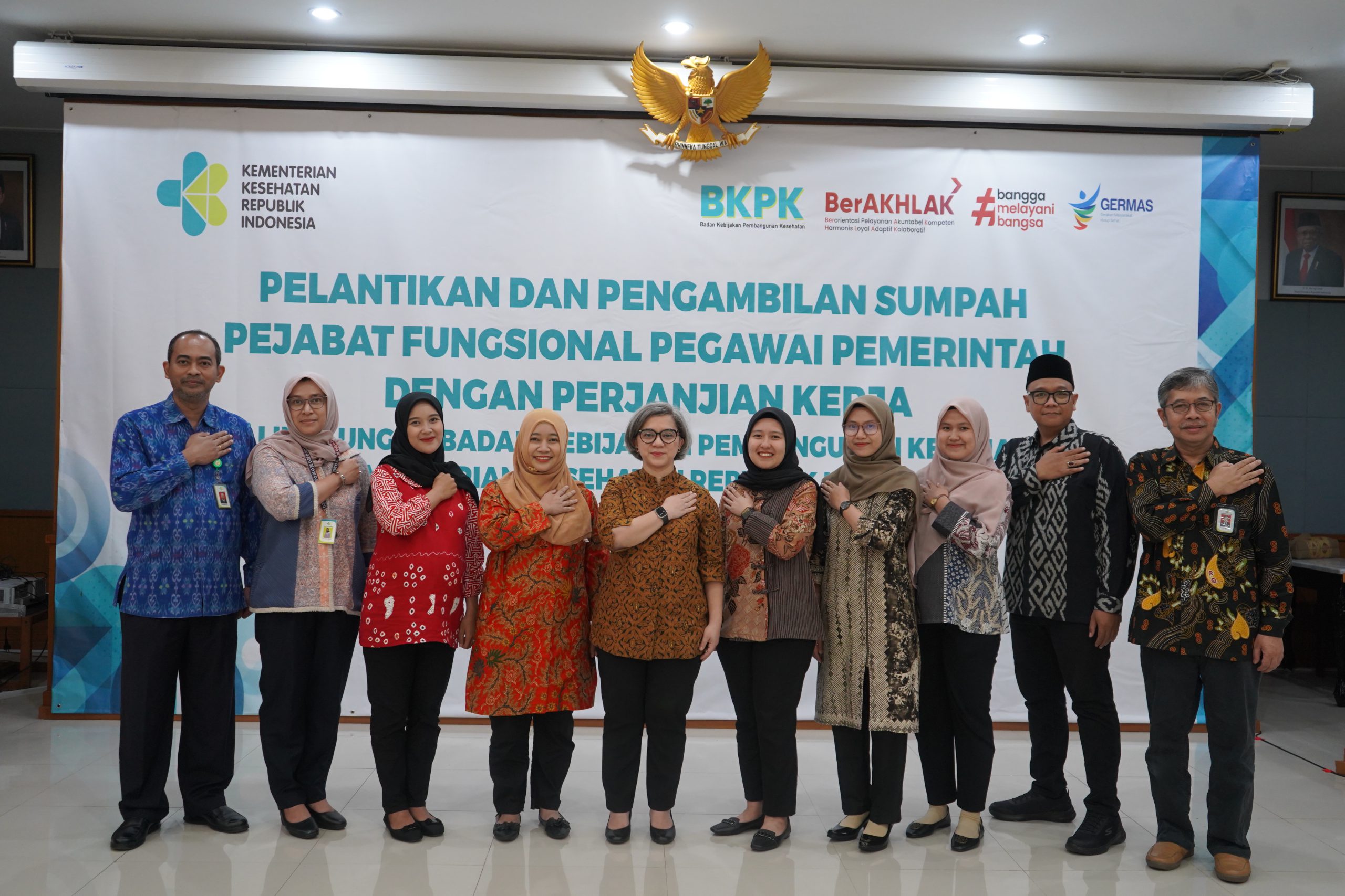 Kepala BKPK Lantik PPPK di lingkungan BKPK - Badan Kebijakan Pembangunan Kesehatan | BKPK Kemenkes