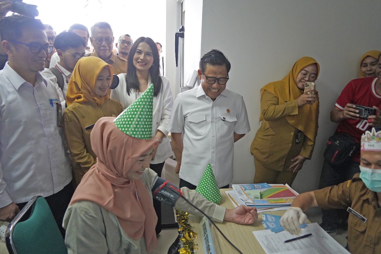 Cek Kesehatan Gratis Dimulai Serentak - Badan Kebijakan Pembangunan ...