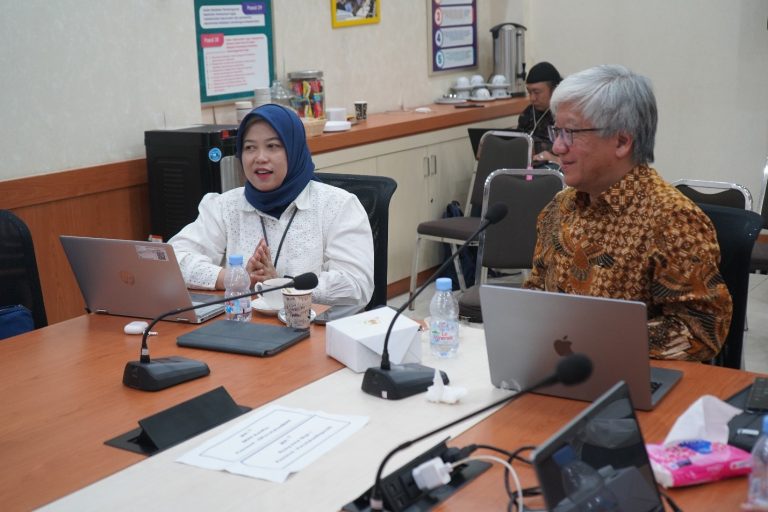 Realizing a Healthy Indonesia: The Role of Academics in Analyzing the ...